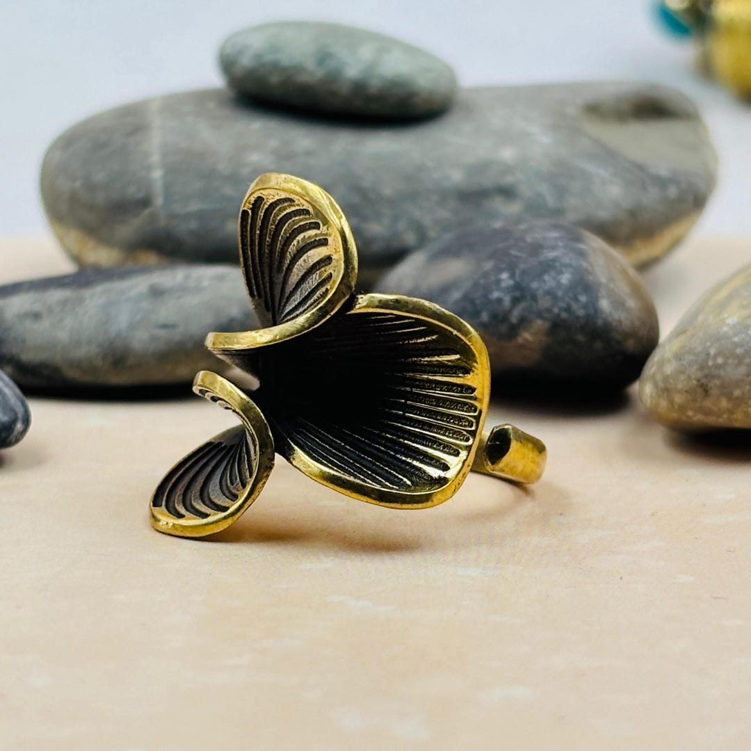 Calla Lily Ring, Flower Wrap Ring, Botanical Flower Ring, Lily Flower ...