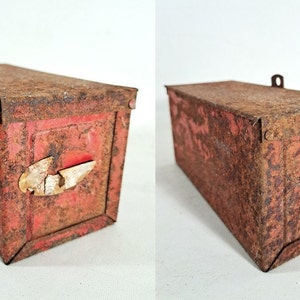 Grote 70-A Emergency Flare Flags Kit, Vintage Roadside Travel Safety ...