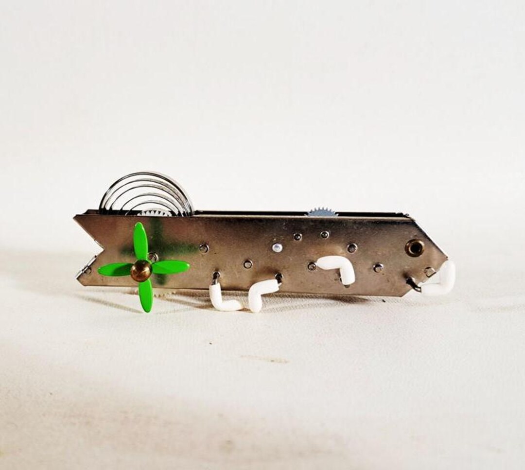 Kikkerland Bonga Wind up Critter, Vintage Mechanical Toy, Bonga ...