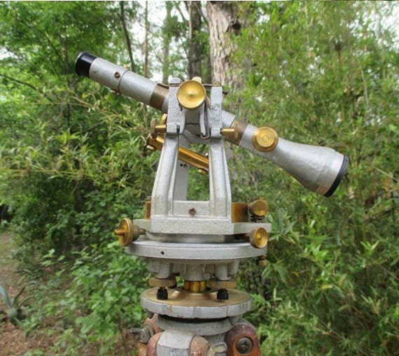 Engineers Transit Level