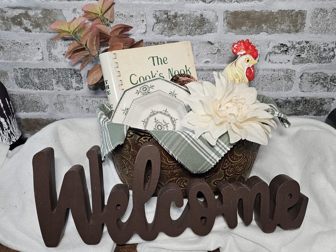 Vintage Southern Charm Vignette - the Cook's Nook Cookbook ...
