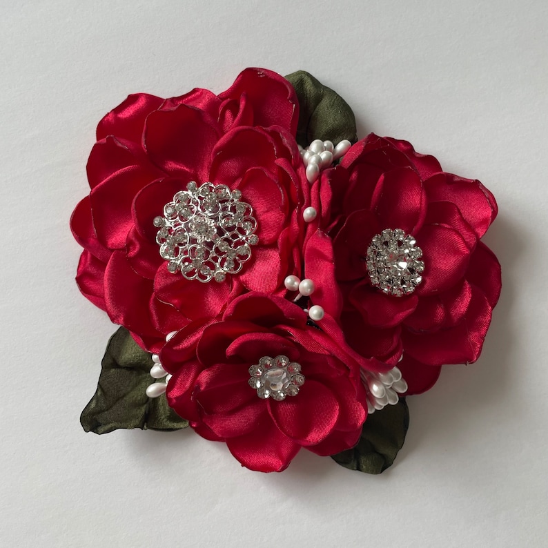 African Violet Pin Corsage Choice of Color - Etsy