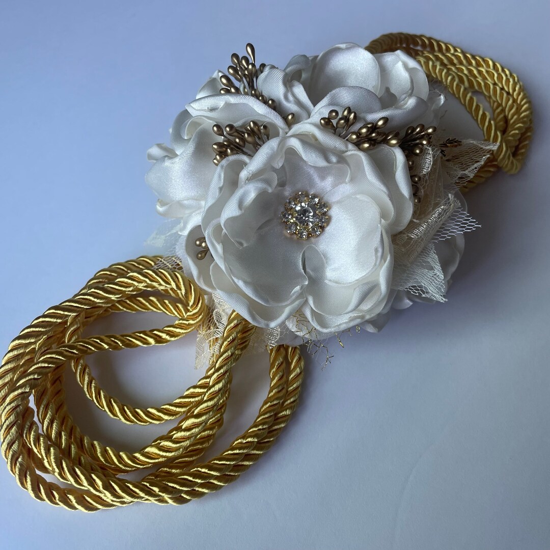 Gold and Cream Wedding Lasso - Etsy