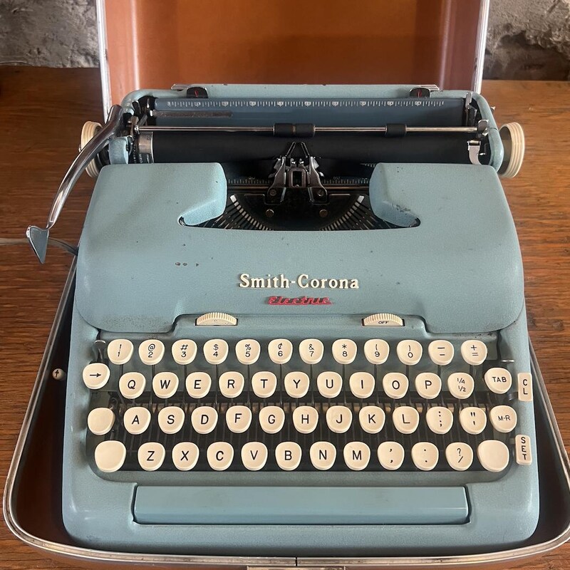 Electric Typewriter - Etsy