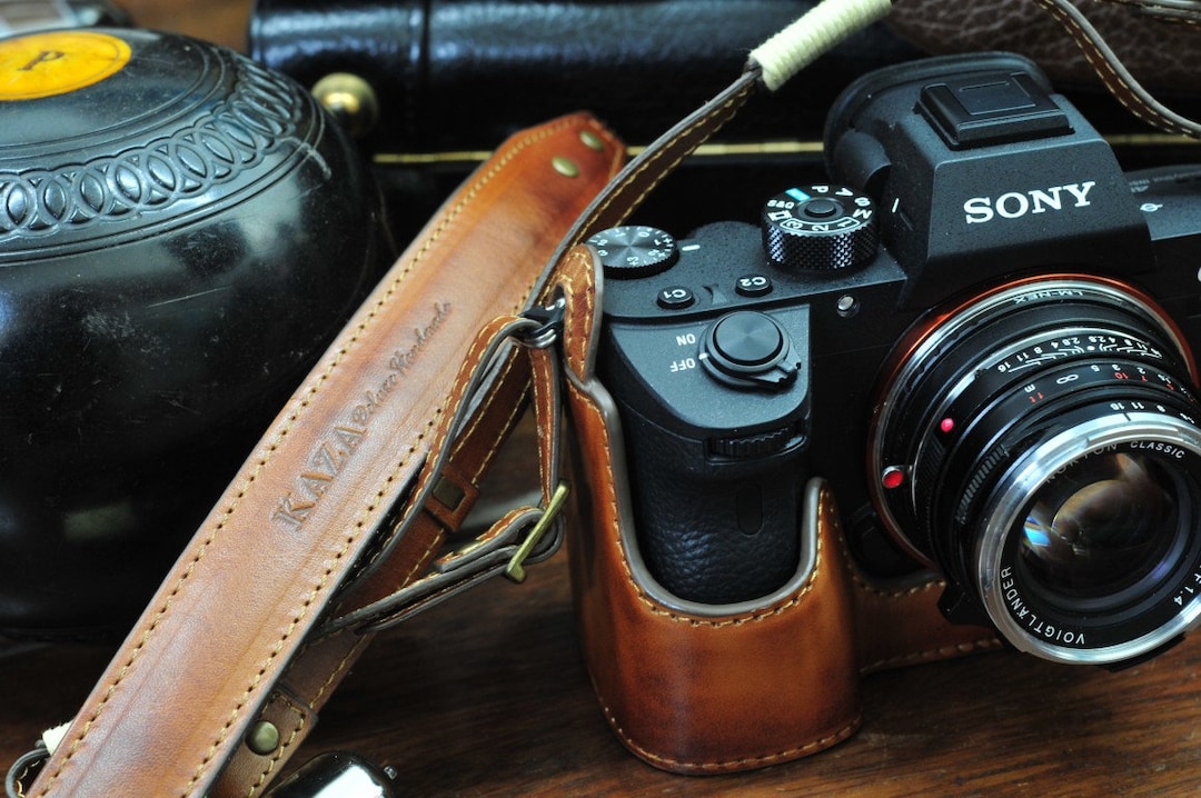 SONY A7R3 A73 A7iii Leather Case ,vintage Brown Half Case & Strap Set ...