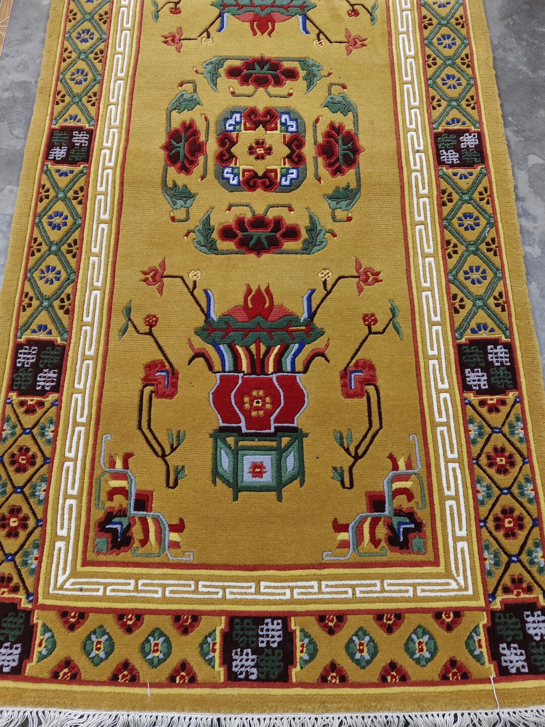 Tibetan Altar Vase Rug, Handmade Wool Asian Temple Carpet, Feng Shui ...