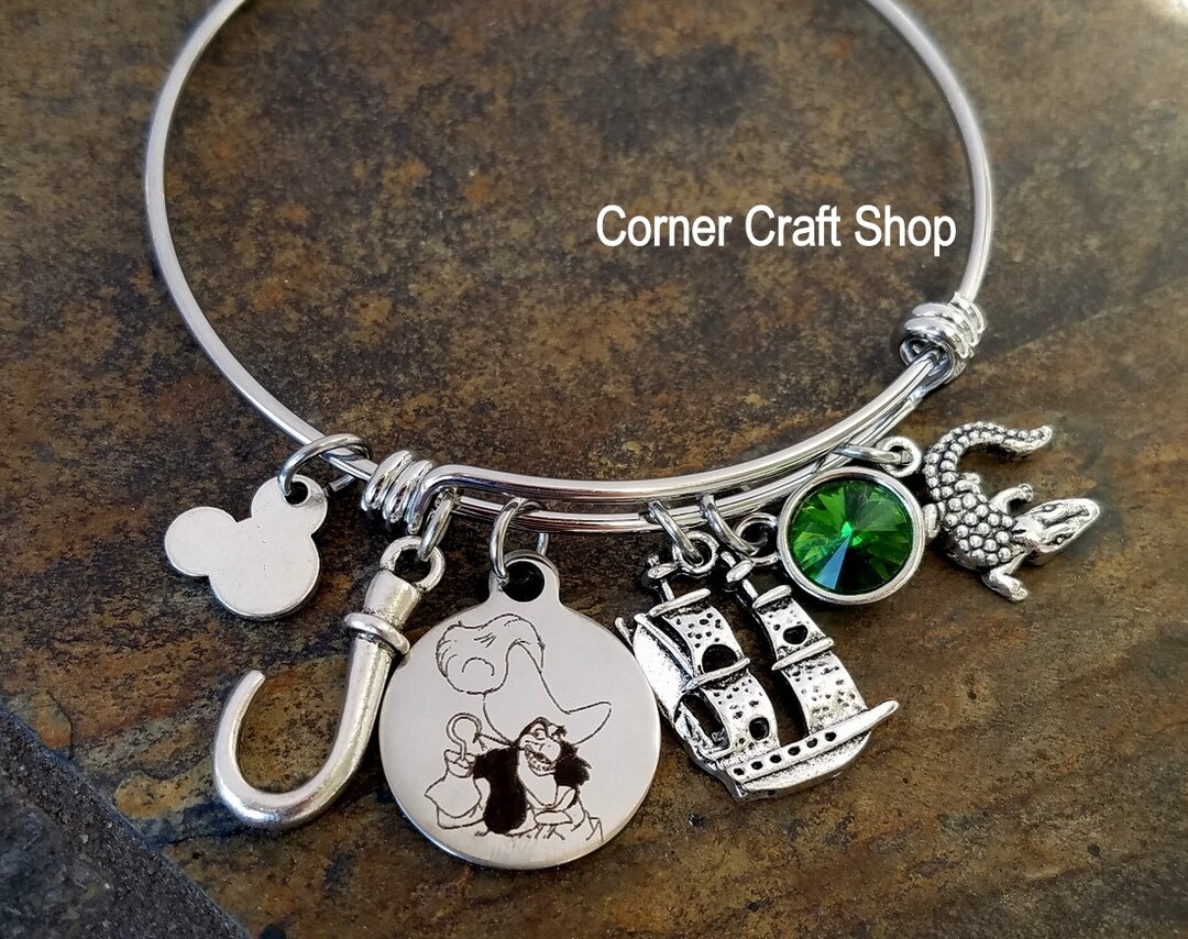 CAPTAIN HOOK VILLAIN Peter Pan Movie Disney Ride Inspired Bangle Charm ...