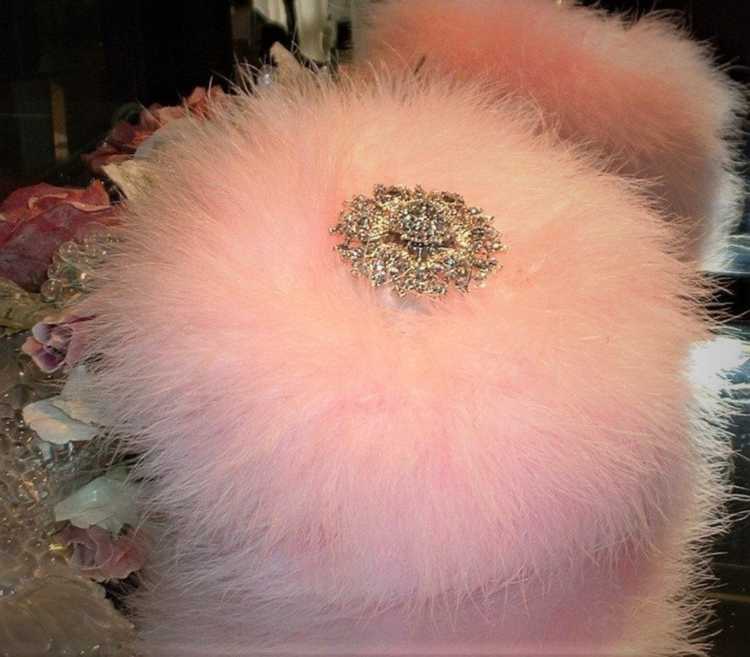 Powder Puff ~ Body Dusting Powder Puff ~ White Fur Puff With Pink Down ...