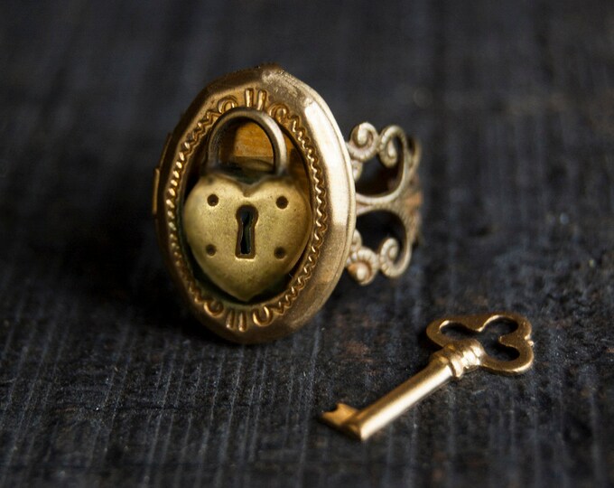 Poison Ring Locket Gold or Silver Heart Padlock Secret Compartment - Etsy