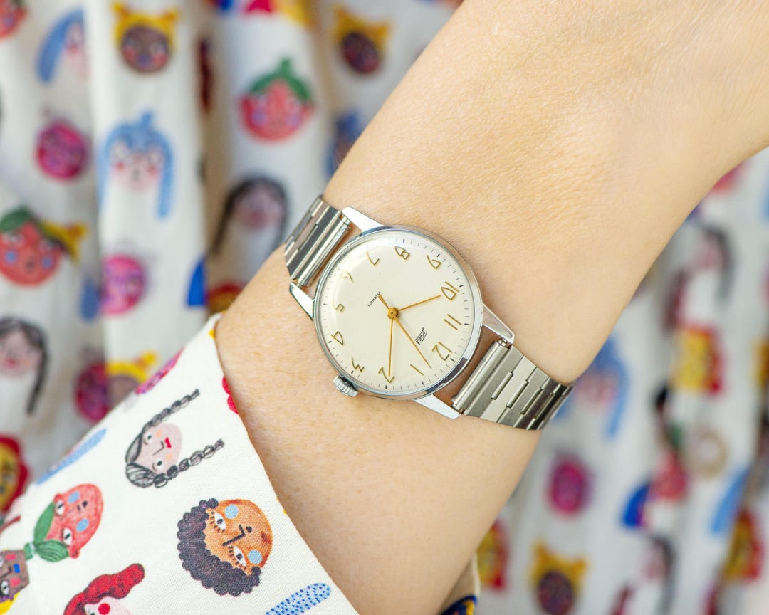 Tomboy Watch Unused Dawn, Classic Unisex Watch Silver Shade, Vintage ...