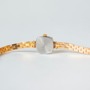 Gold Plated Cocktail Watch for Women Sunburst Case, Retro Women Watch Seagull Tiy Square Case ...