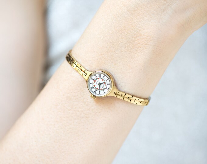 Floral Cocktail Watch for Women Seagull Vintage Gold Shade, Micro Watch ...