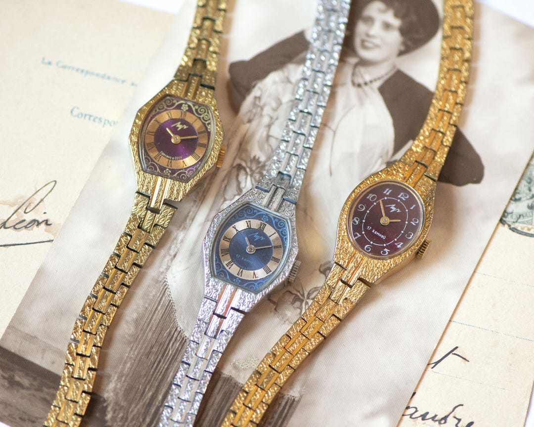 Lady's Watches Chic Ray Burgundy Dial, Gold Plated Women's Cocktail ...