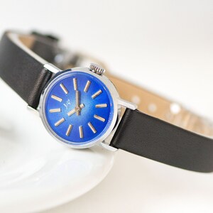 Dark Blue Woman Watch Ray, Women's Wristwatch Minimalist, Classical ...