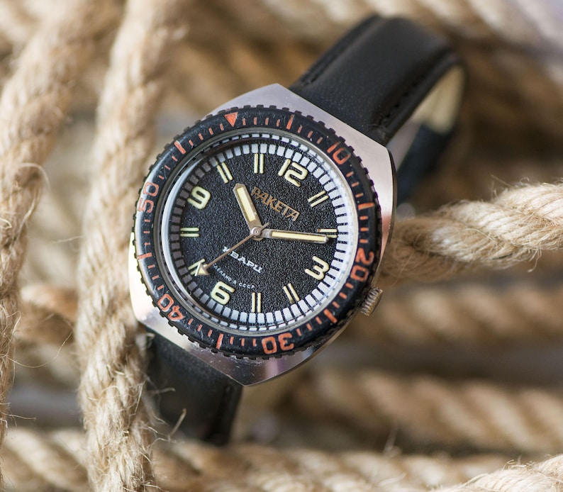 Chunky quartz watch Rocket black watch diver style men's | Etsy