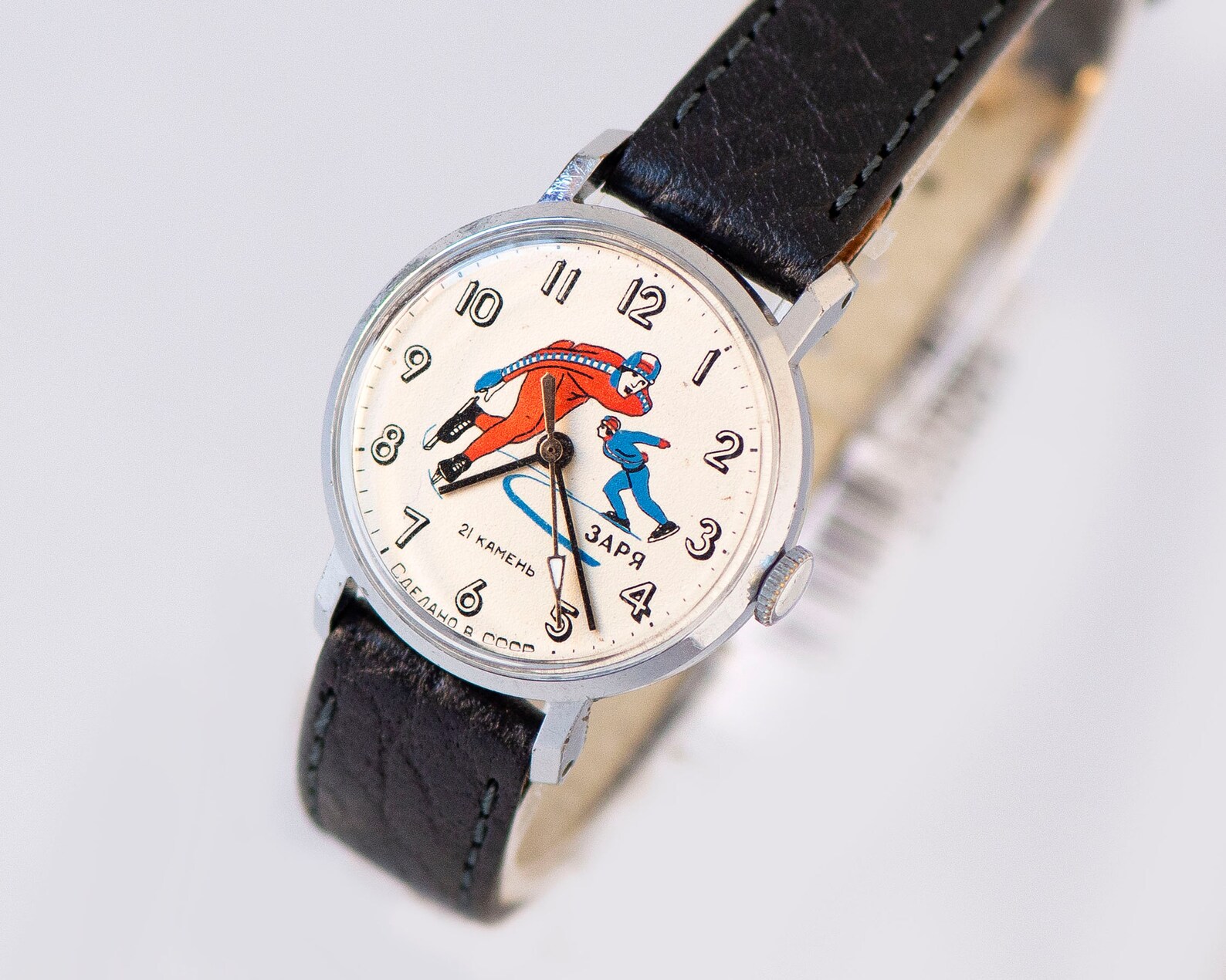 Tomboy Watch Speed Skating on Dial Vintage Women's Wrist - Etsy