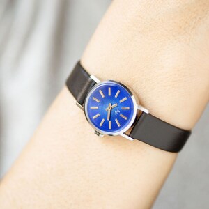 Dark Blue Woman Watch Ray, Women's Wristwatch Minimalist, Classical ...