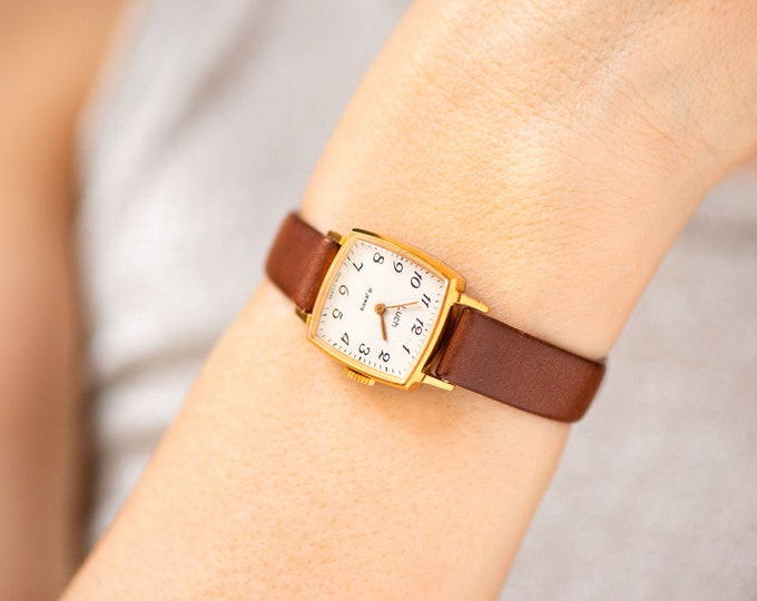 New Old Stock Women's Watch Square Ray Gift, Small Lady Watch Gold ...
