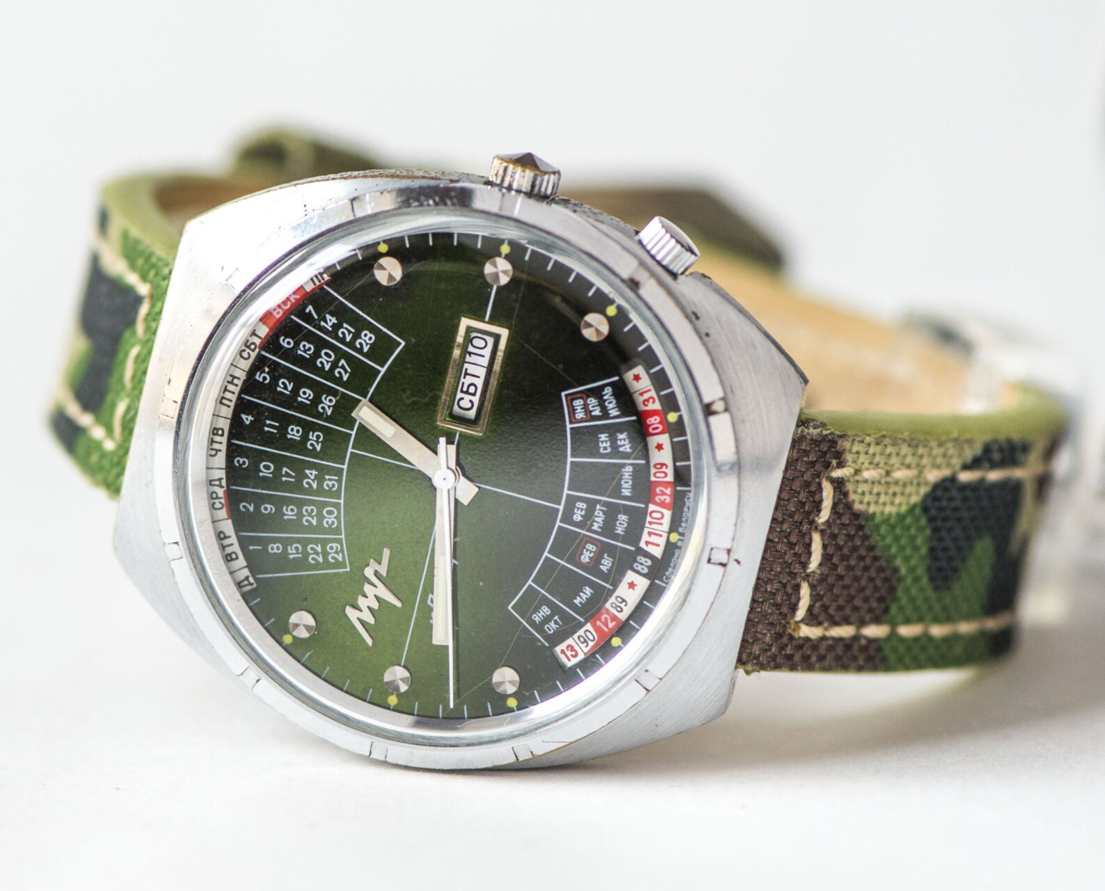 Men's Watch Quartz, Forest Green Watch Chunky, Perpetual Calendar Guy's ...