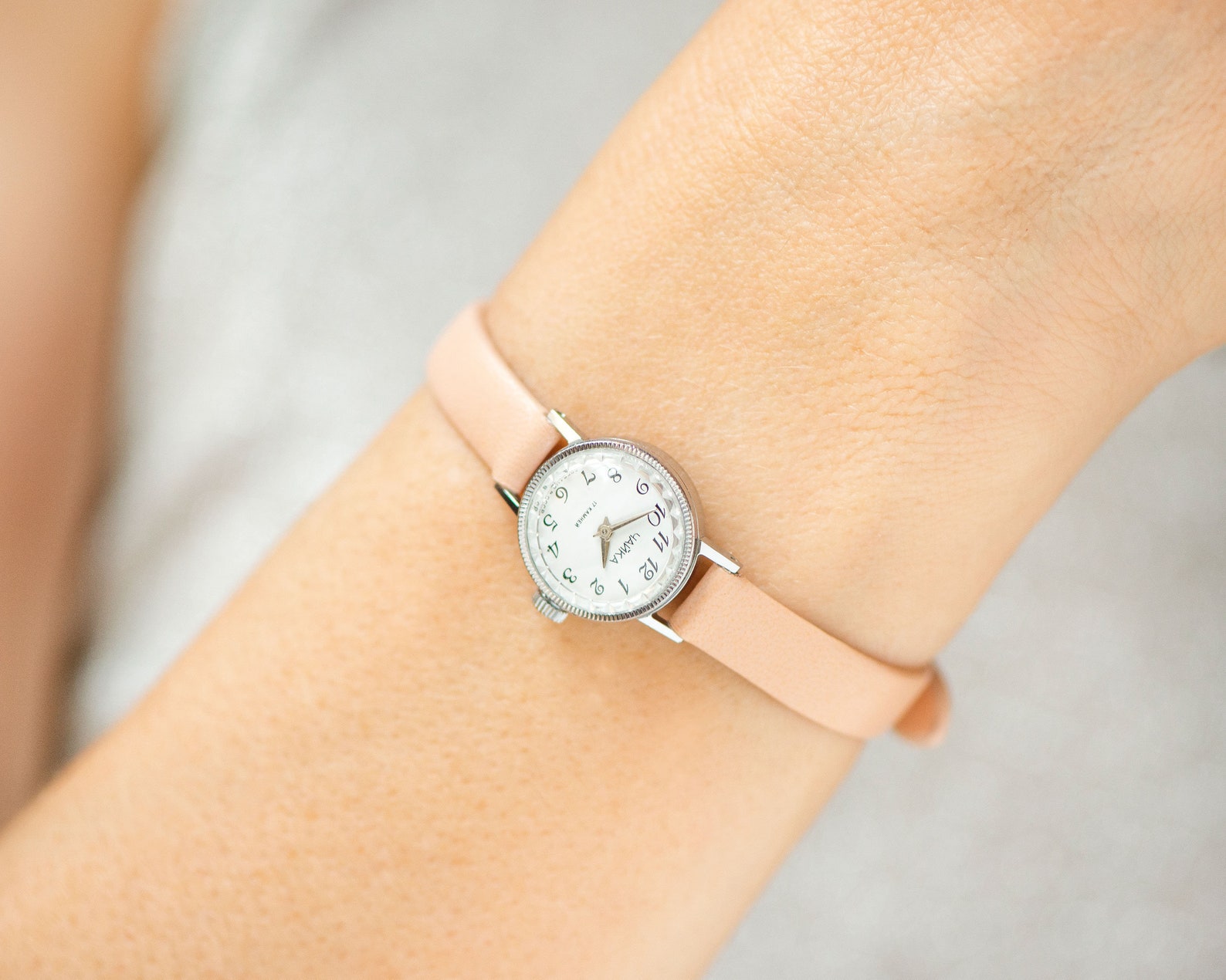 Delicate Women Micro Watch Silver Shade Seagull Classic Girl - Etsy