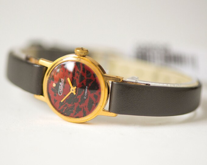 Tiny Woman's Watch Leopard Print Pattern Face Watch Her - Etsy