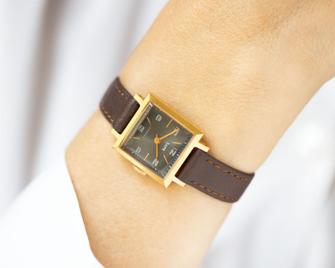 New Old Stock Black Women's Watch Dawn, Gold Plated Square Wristwatch ...