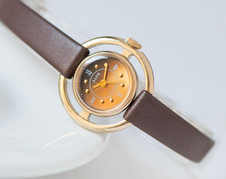 Avant-garde Watch for Women Gold Plated Dawn Vintage Modern - Etsy