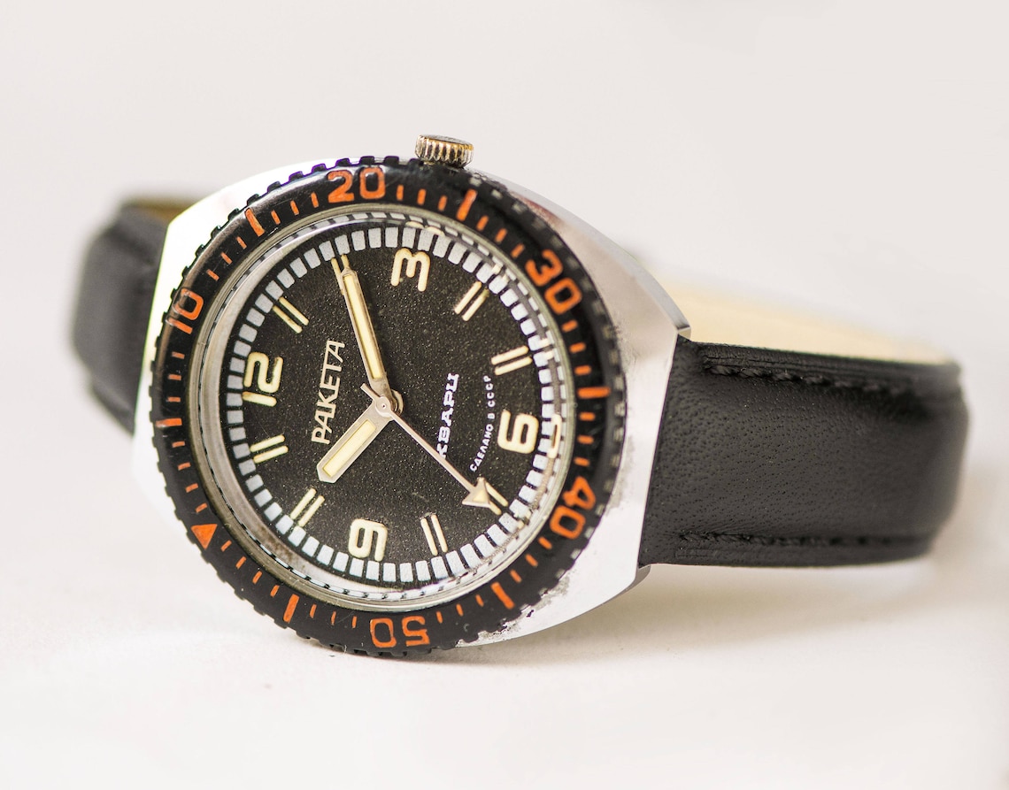 Chunky Quartz Watch Rocket, Black Watch Diver Style, Men's Watch Modern ...