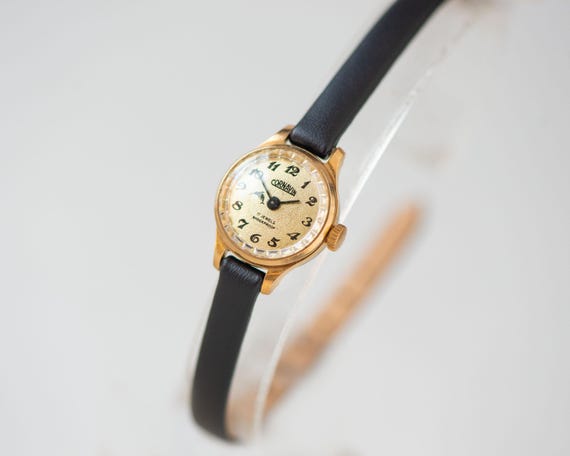 Classic lady watch Arabic numerals dial Cornavin, gol… - Gem