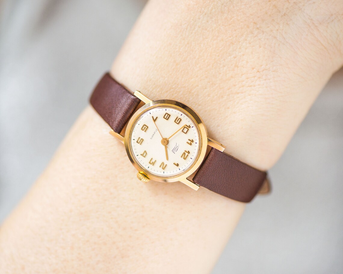Simple Women's Watch Gold Plated Dawn Vintage Classic - Etsy
