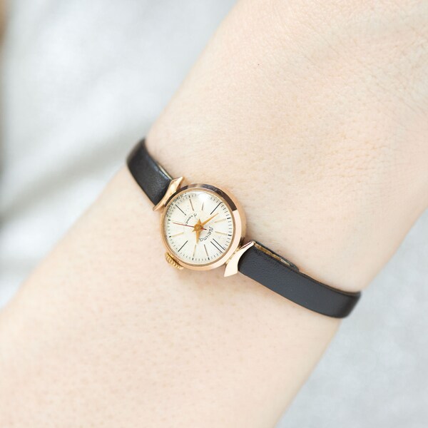 Solid Gold Watch - Etsy