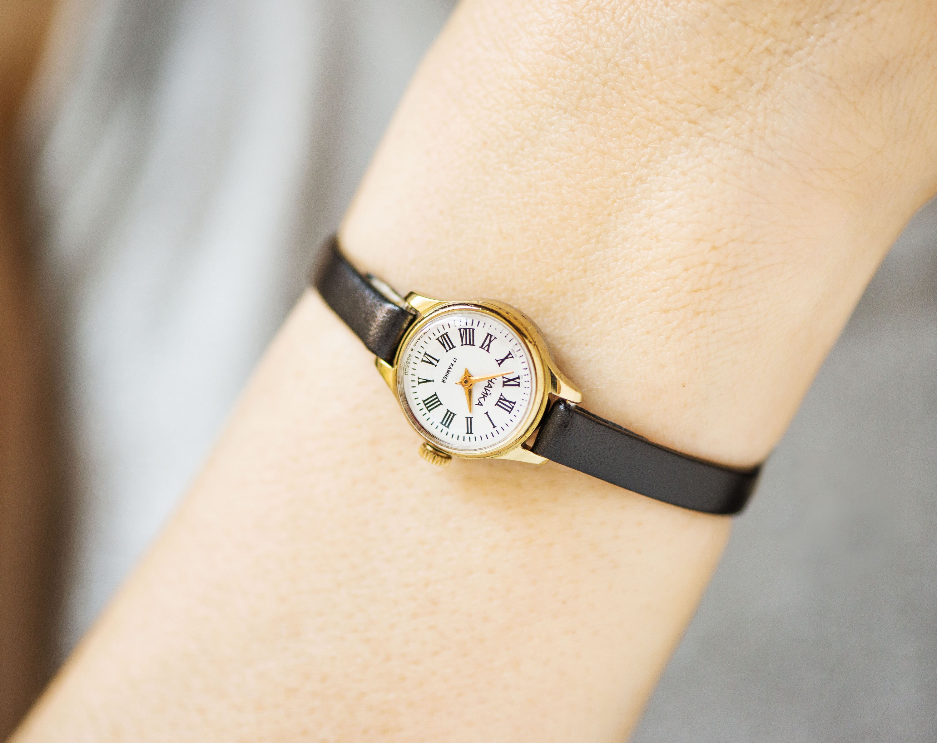 Tiny watch for women gold shade vintage Seagull Roman | Etsy