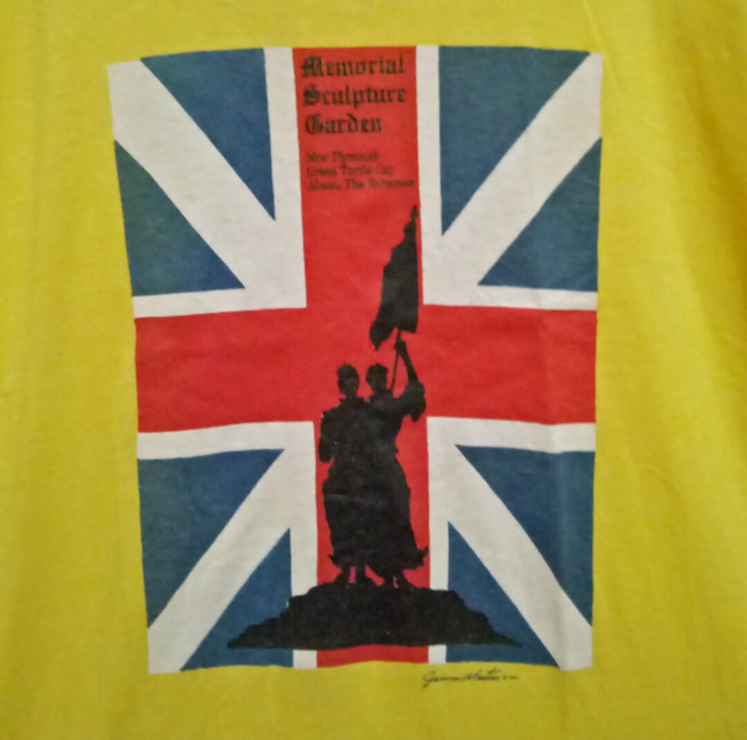 Vintage 80s Loyalist Memorial Sculpture Garden T-shirt - New Plymouth ...