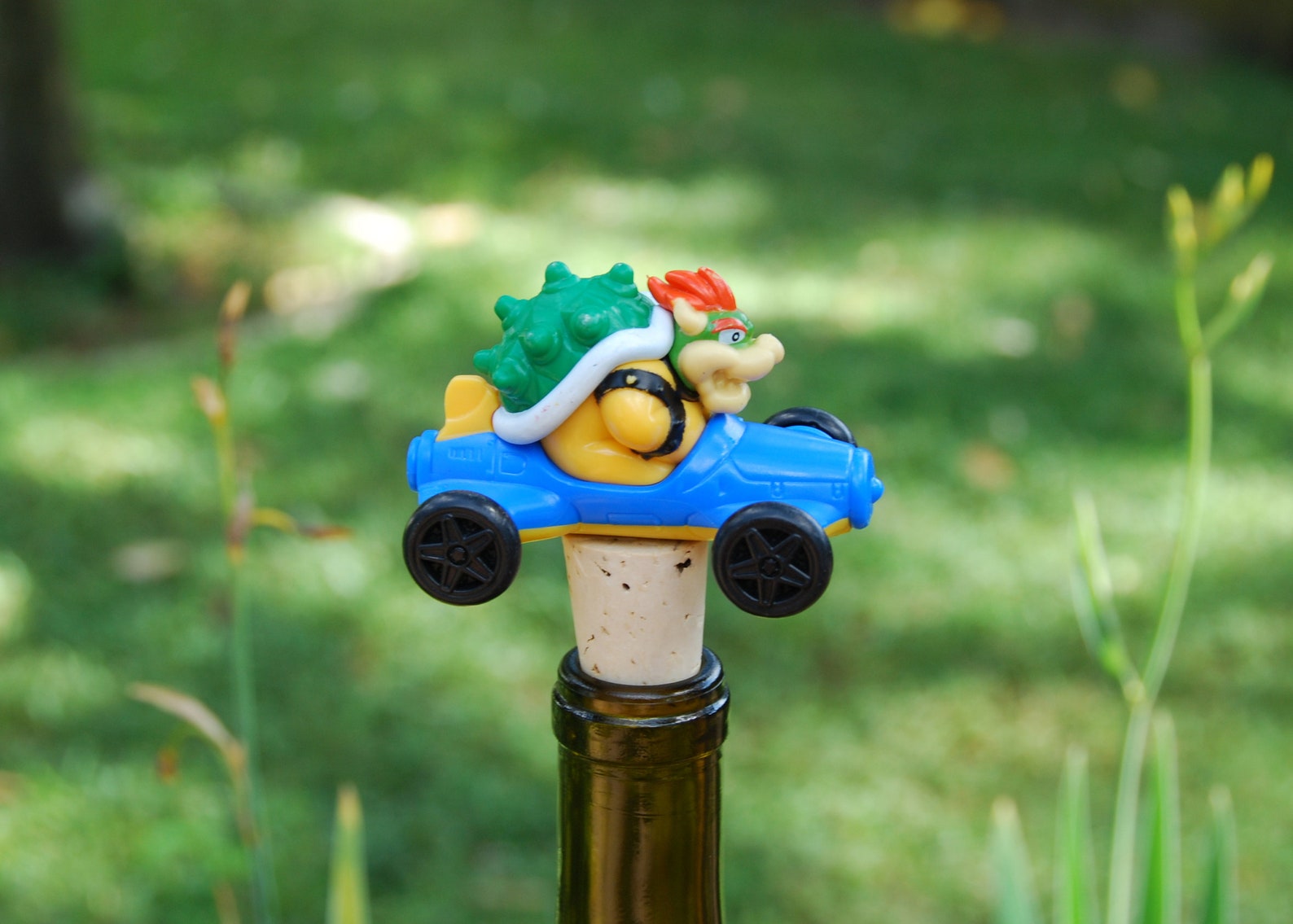 Mario Kart Wine Bottle Stoppers Mario Brothers, Luigi, Mario, Donkey ...