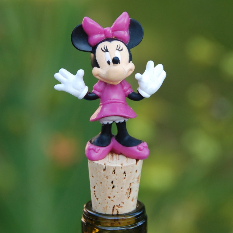 Minnie Mouse Wine - Etsy