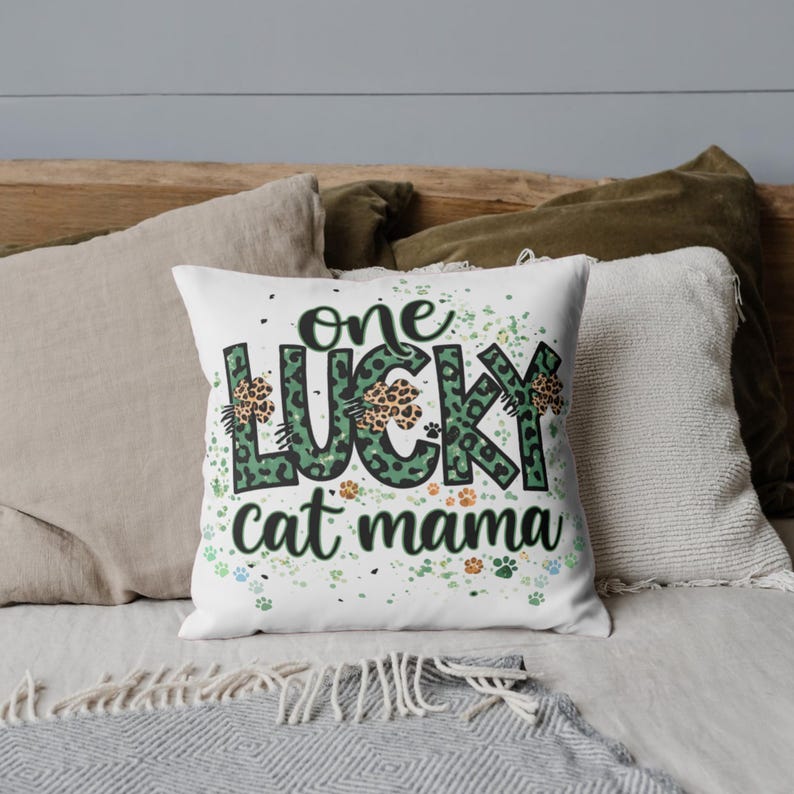 Lucky Cat Mama PNG | St Patrick’s Day Cat Mom Design | Leopard Green ...