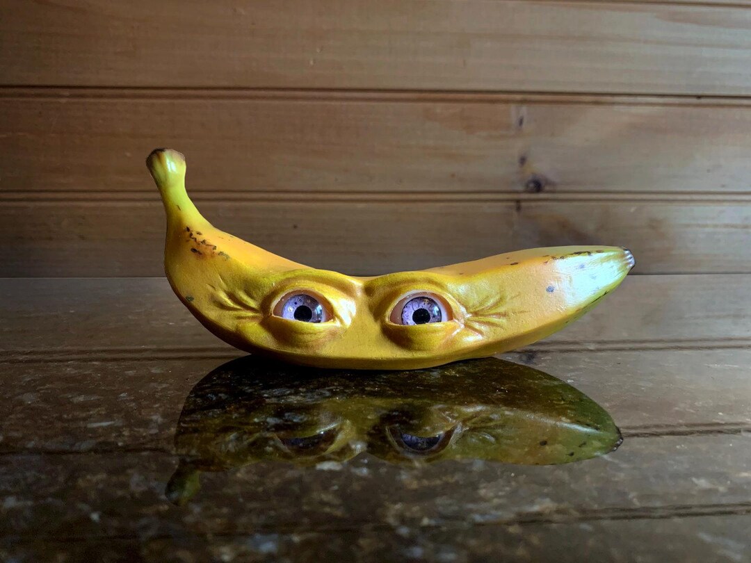 Banana Buddy - Strangely Earnest and Creepily Supportive Fruit Side ...