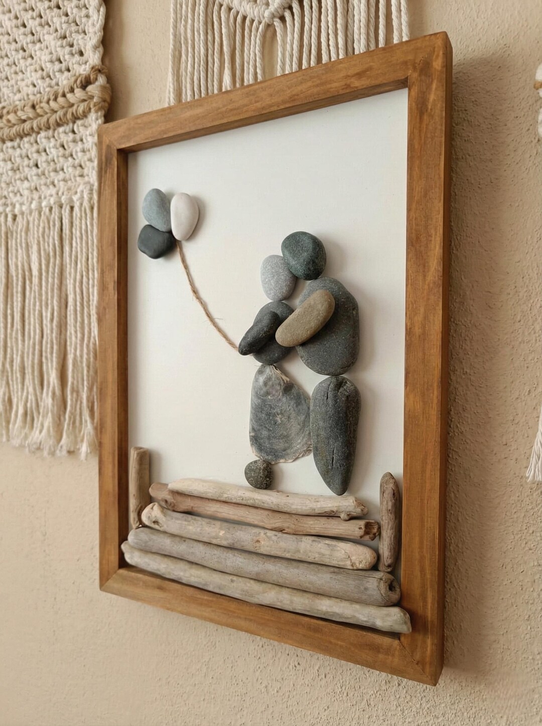 Handmade Pebble Art Couple With Balloons, 25x35 Cm Driftwood Wall Decor ...