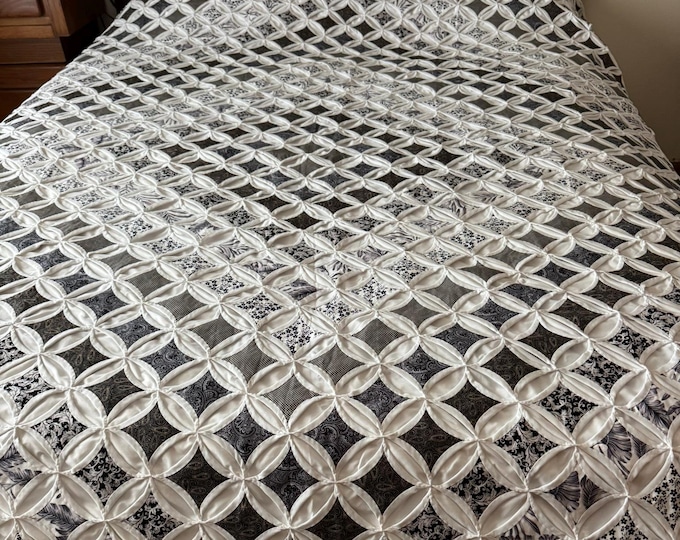 King/queen, Amish Quilt, Amish Handmade, Cathedral Window, Modern Quilt ...