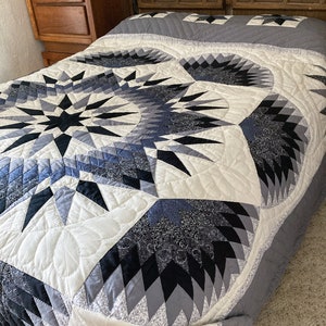 King Size, Compass Star, Amish Quilt, Amish Handstitched Quilt ...
