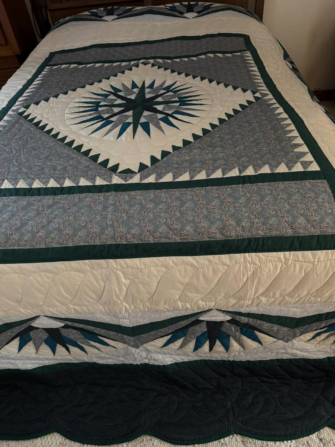 King Size, Mariners Compass, Amish Quilt, Amish Handstitched Quilt ...