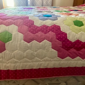 Full/queen Size, Flower Garden, Amish Quilt, Amish Handstitched, Handmade, Pieced Quilt ...