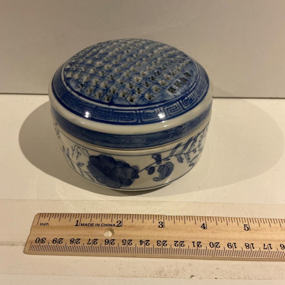 Vintage Chinese Blue/white Porcelain Ginger Grater With Catch Bowl ...