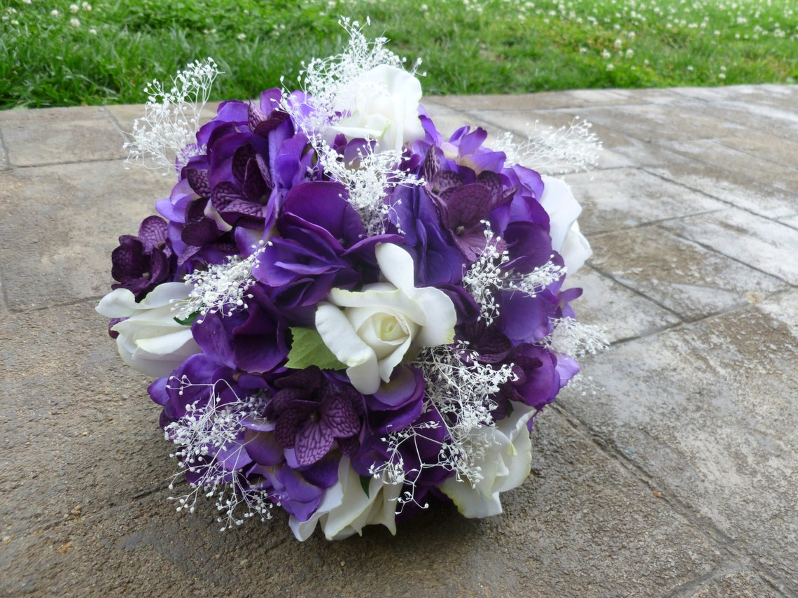 Purple Plum Hydrangea Rose Bouquet With Baby's Breath - Etsy