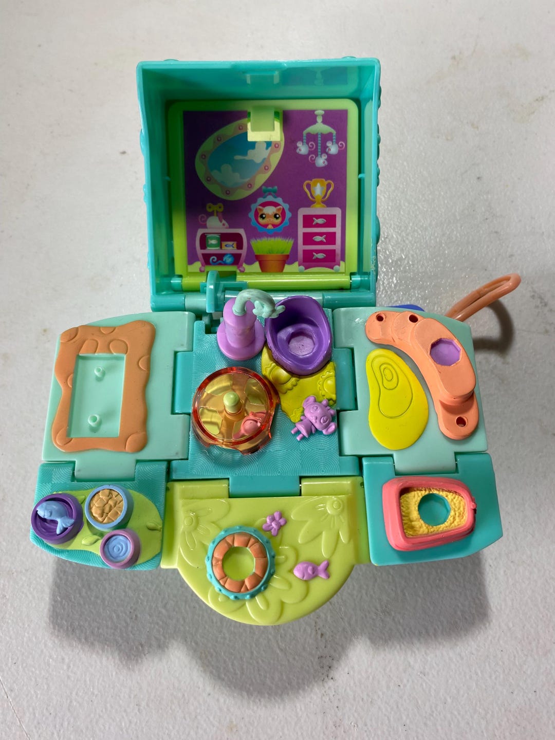 Vintage 2006 Littlest Pet Shop Teeniest Tiniest Pop-up Mini Playset ...