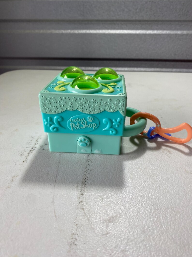 Vintage 2006 Littlest Pet Shop Teeniest Tiniest Pop-up Mini Playset ...