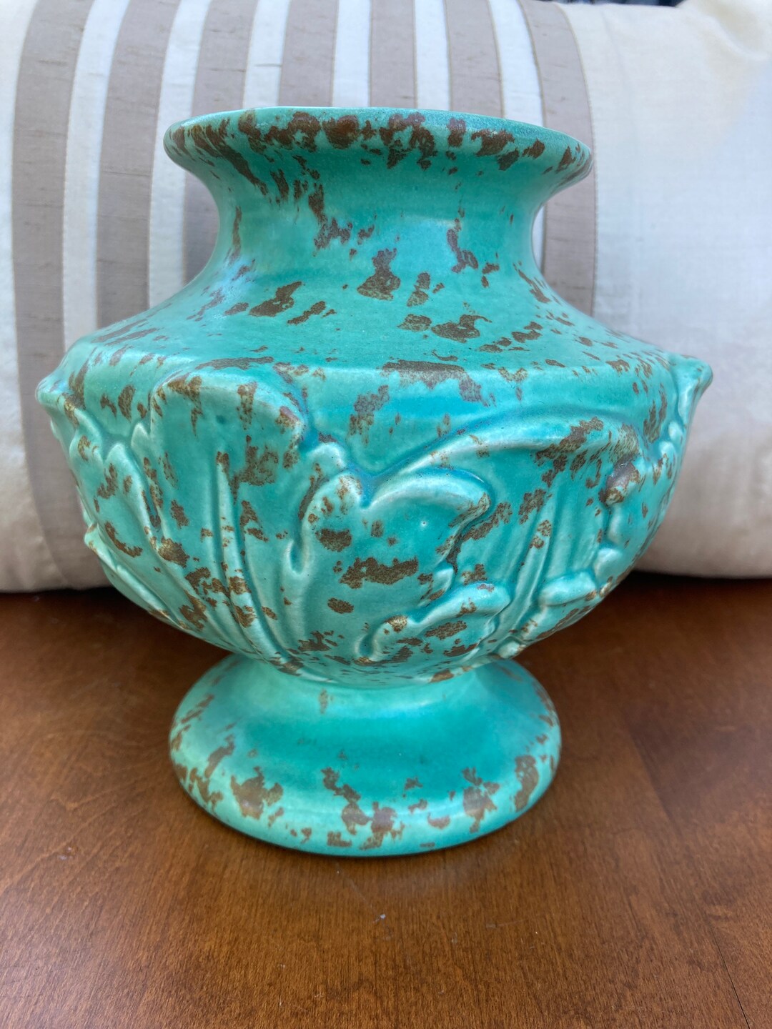 Vintage Rumrill 514 Pottery Urn Acandis Leaf Pastel Green - Etsy