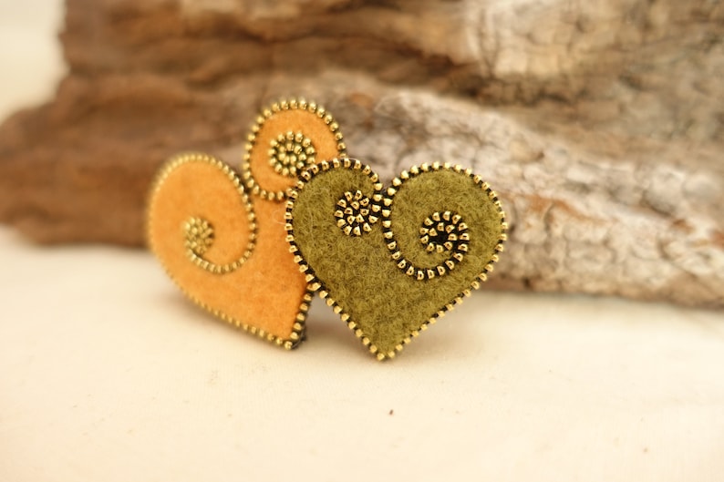 Unique Accessories Set Women Jewelry Set Wool Felt Designer Pin ...