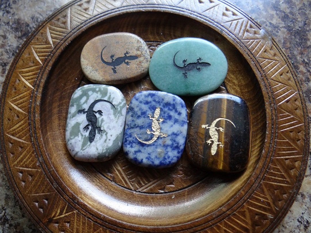 LIZARD Gemstone Animal Spirit Totem for Spiritual Jewelry or - Etsy
