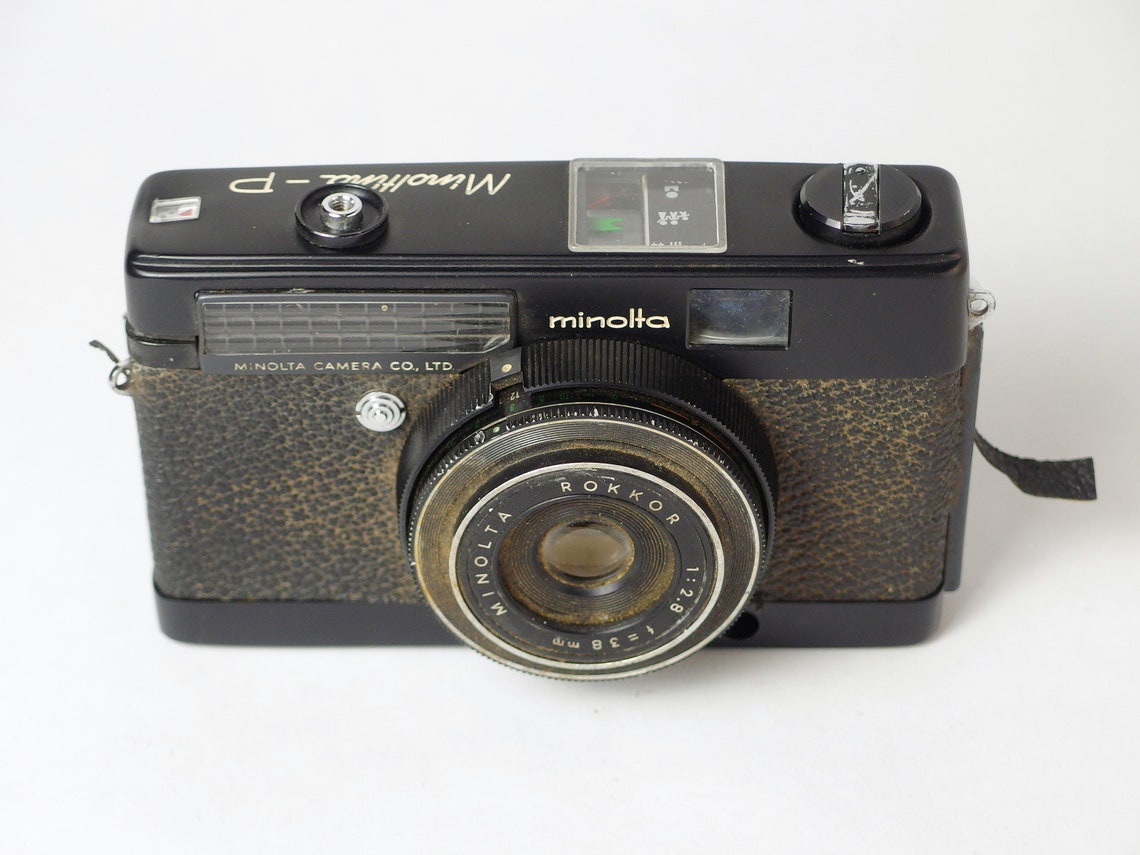 Minoltina P Black Body Compact 35mm Camera, 1964 Display or Repair - Etsy